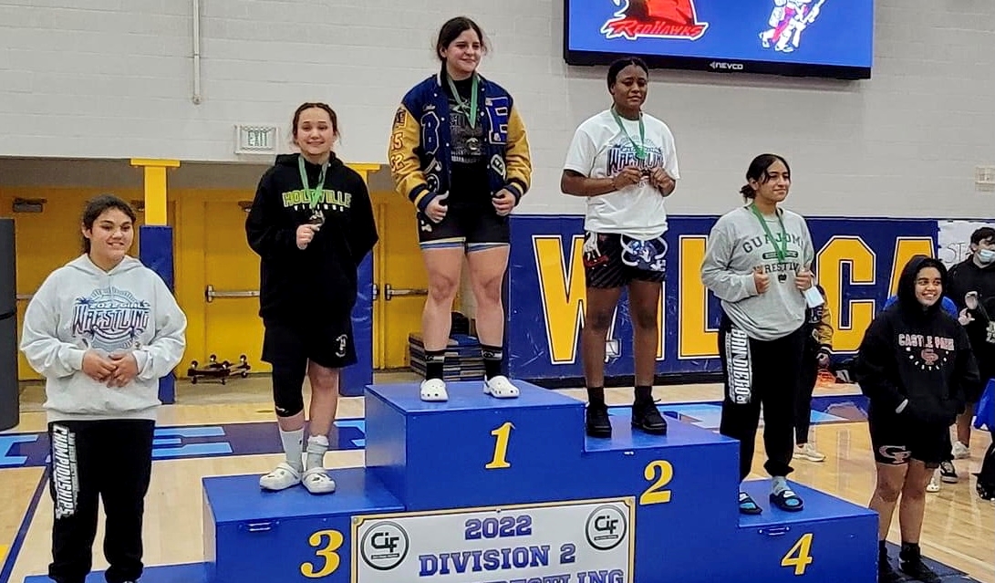 GIRLS WRESTLING: Castro Takes 3rd at CIF » Holtville Tribune