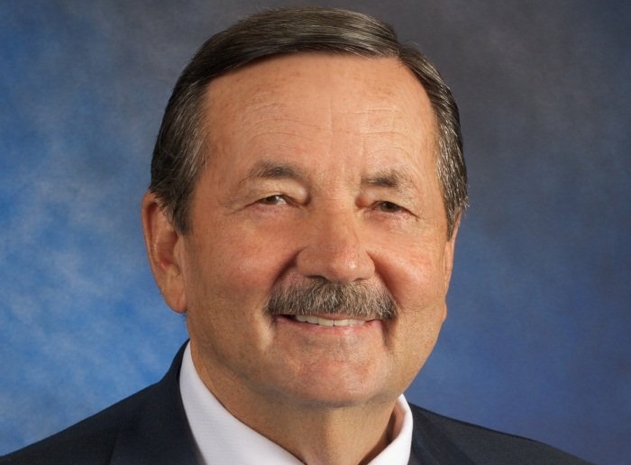 GUEST COLUMN: Board Opts for Security Over Risk » Holtville Tribune