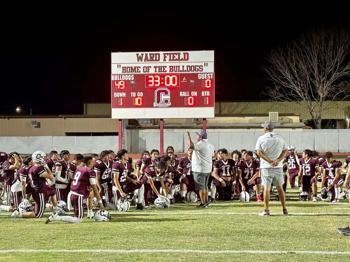 FOOTBALL: Bulldogs Bully O’Farrell in 49-0 Blowout » Holtville Tribune