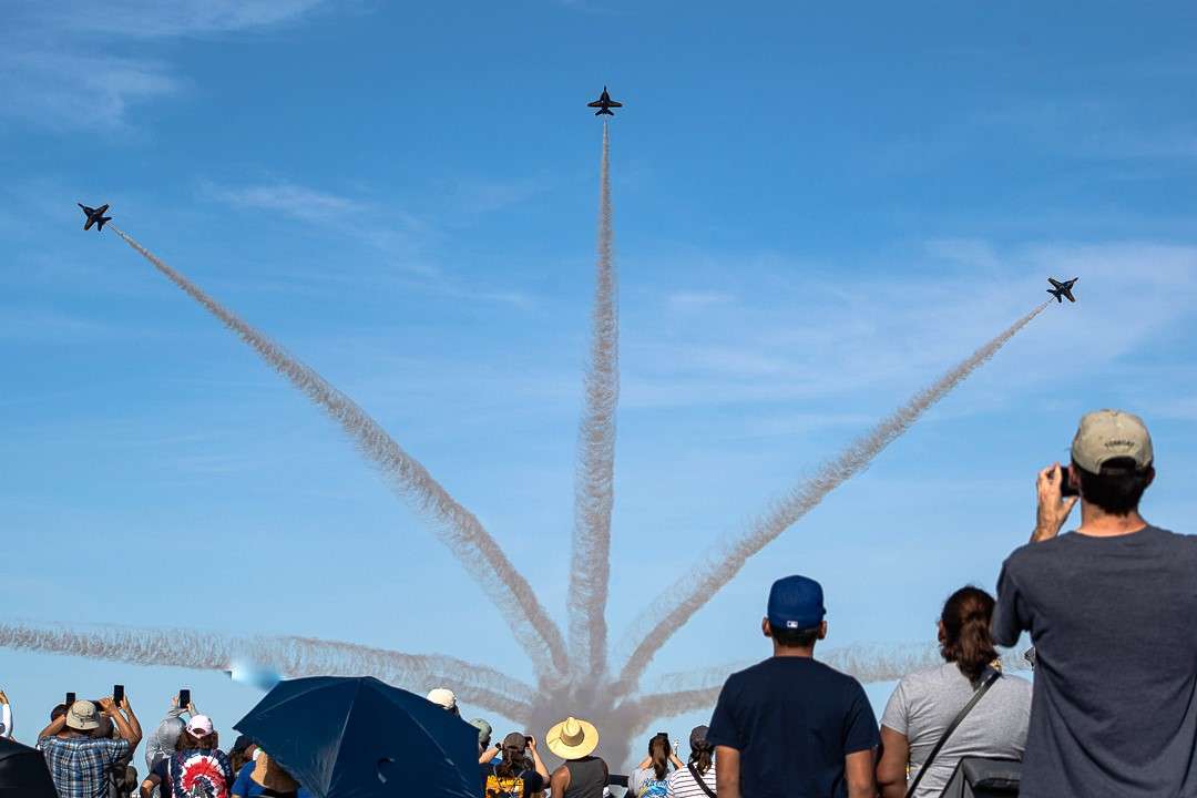 Blue Angels’ Daring Aerial Feats Bring Out Thousands » Holtville Tribune