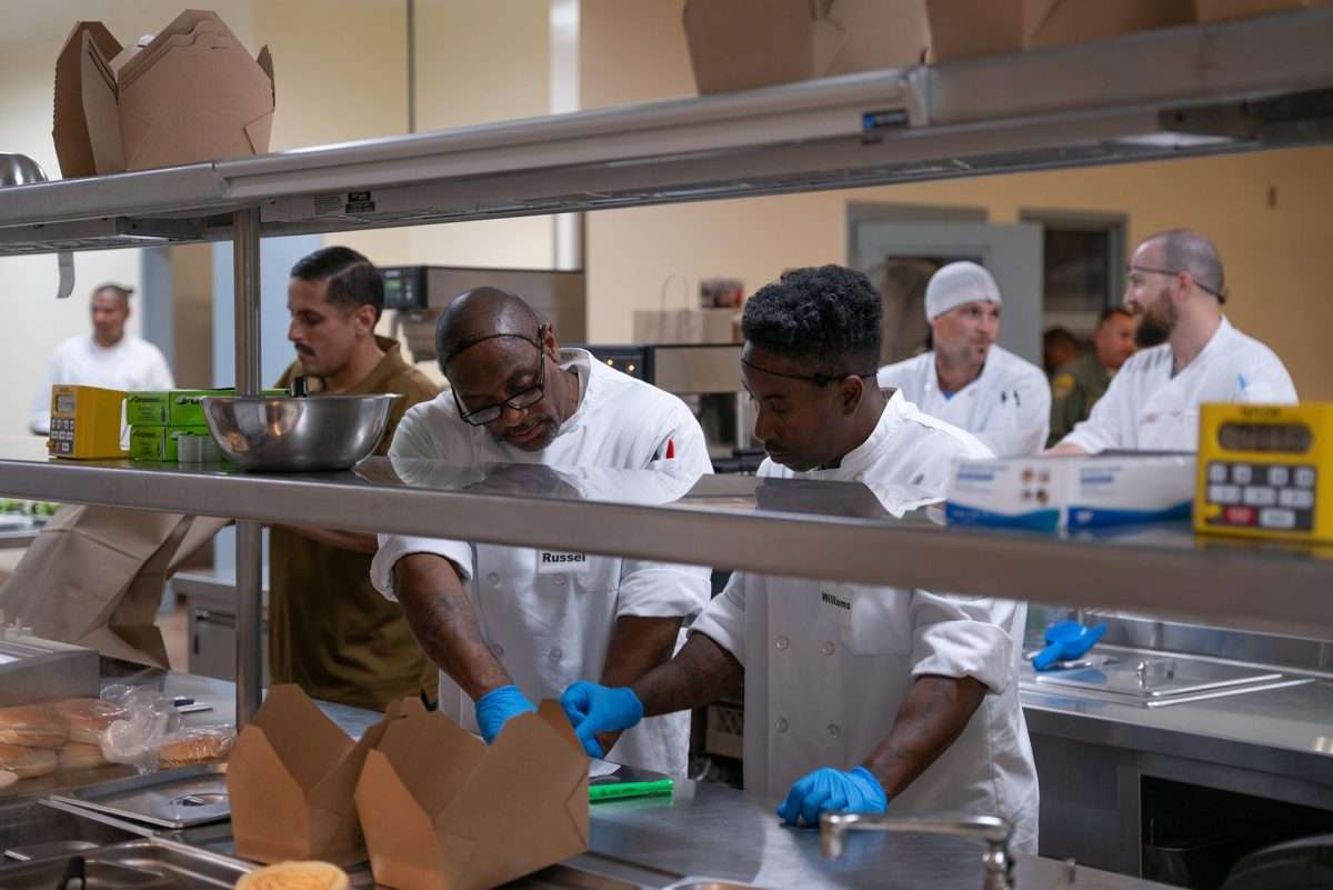 In This California Prison, Inmates Cook for Their Guards and Others ...